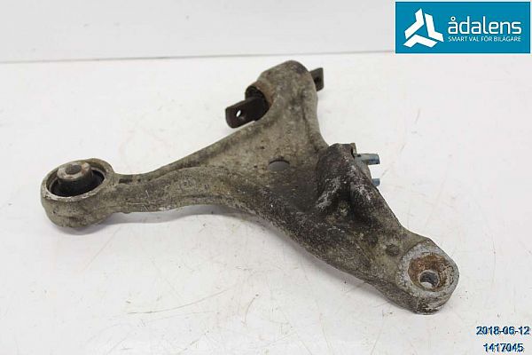 9492120 : Bærearm forrest nederst - Autoparts24