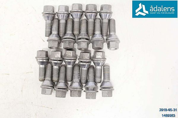 31423735 : Fælge - tilbehør - Autoparts24