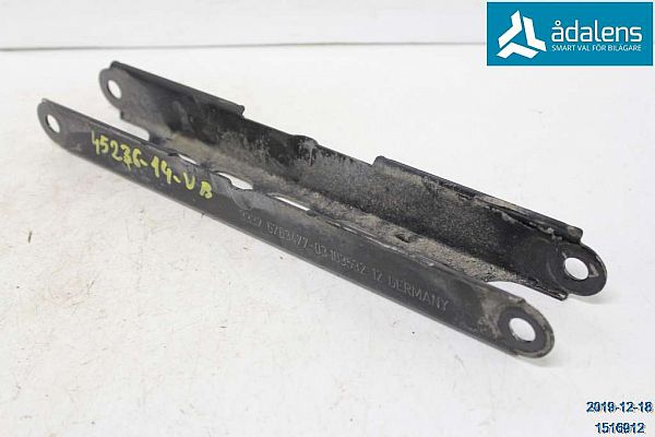 33322406291 : Bærearm bag og Bærearm - bagerst øverst - Autoparts24