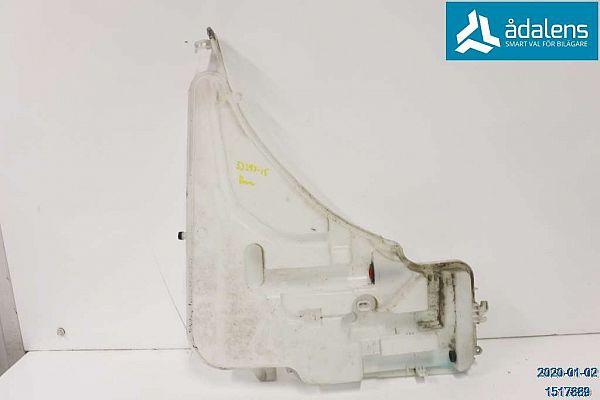 61667241680 : Ruitensproeier reservoir en Ruitensproeier reservoir met ...