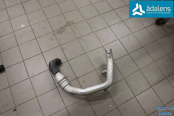 31657814 : Intercooler - slange - Autoparts24