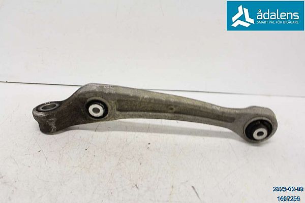 8K0-407-151-F : Draagarm lvoor onder en Draagarm achter - Autoparts24