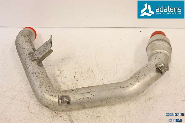 31657814 : Intercooler - slange - Autoparts24