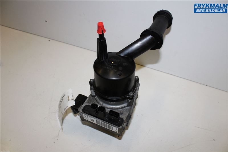 1613361880 : Servopumpe - Autoparts24