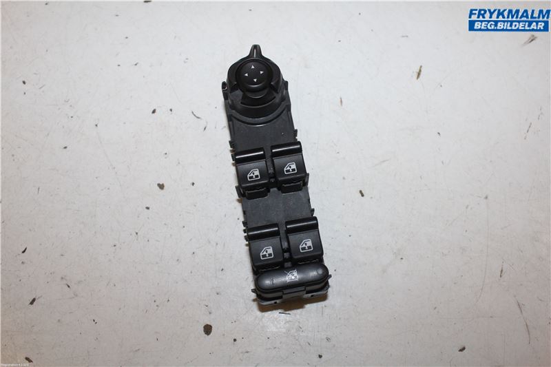 Alfa Romeo Giulietta - Electrische raamschakelaar Giulietta | Autoparts24