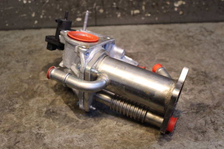 147359714R: Valve EGR, Tuyau de refroidissement EGR, Refroidisseur EGR ...