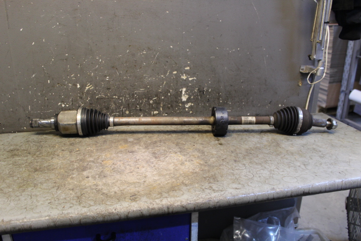 391009822R : Drivaksel for - Autoparts24