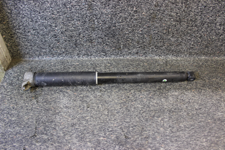 31406827 : Støddæmper - bag - Autoparts24