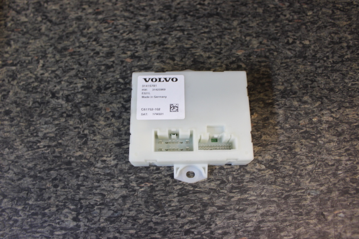 31425969 : Diverse relais en Achterklep controle-eenheid - Autoparts24