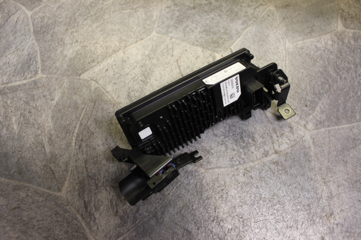 36010456 : Sensor radar / aktiv kollisionsbeskyttelse og Pdc styreenhed ...