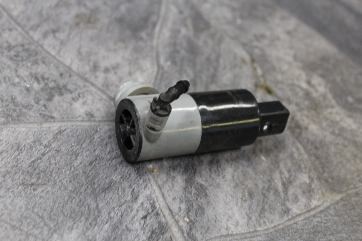 31364093 : Wischwaschmotor - Autoparts24