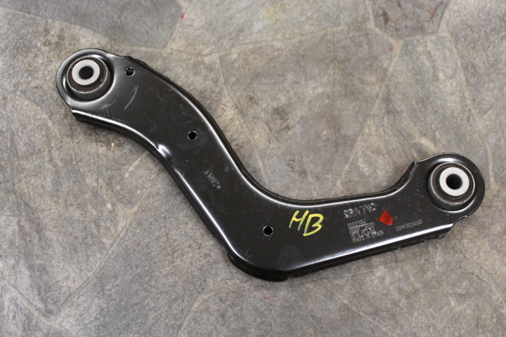 32221134 : Bærearm bag og Bærearm - bagerst øverst - Autoparts24