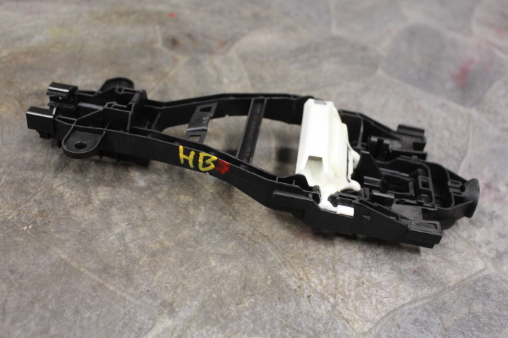 30747098 : Handgreep / deurgreep achterklep - Autoparts24