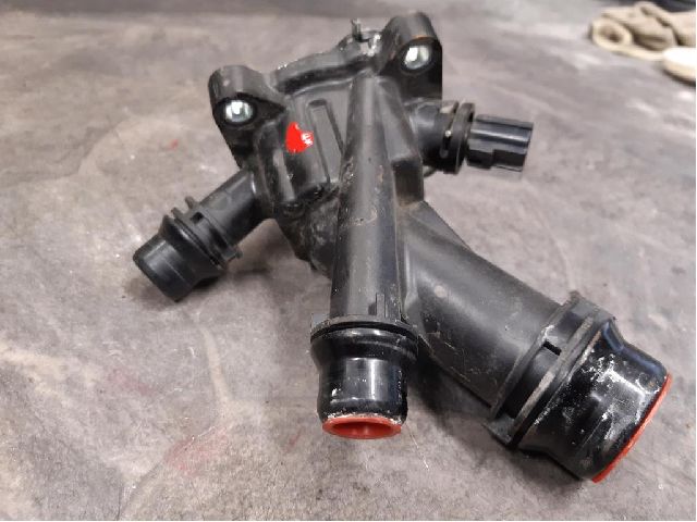 Volvo Xc60 - Thermostaathuis Xc60 | Autoparts24