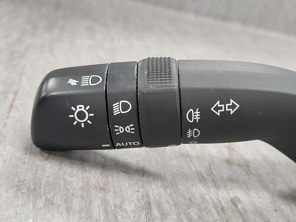 Toyota Camry - Schakelaar richtingaanwijzer Camry - Autoparts24