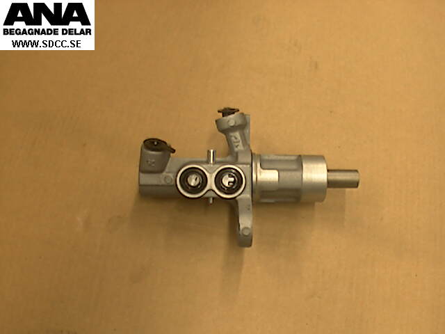 13286445 : Bremse hovedcylinder - Autoparts24