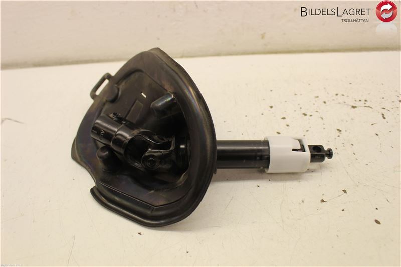 84389437 : Kreuzgelenk - Autoparts24