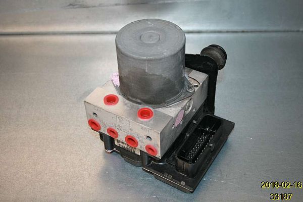 8K0-614-517-HC : ABS Pumpe - Autoparts24