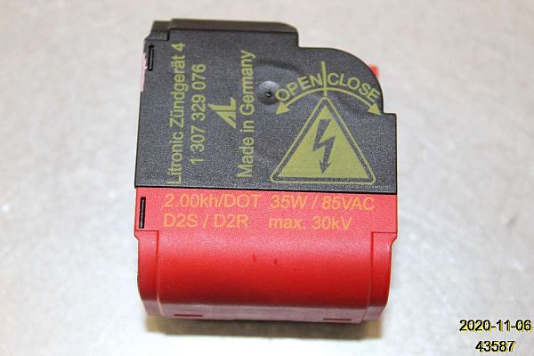 1307329076 : Belysning styreenhed og Xenon / led relæ - Autoparts24