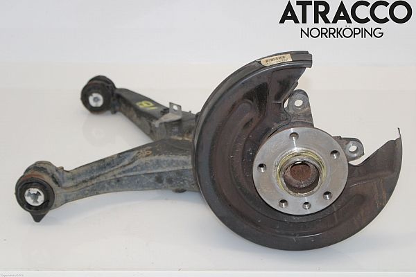 7E0501071 : Spindel - bag og Bærearm bag - Autoparts24