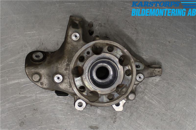 A205-350-0141 : Asschenkel / Wielnaaf achter - Autoparts24