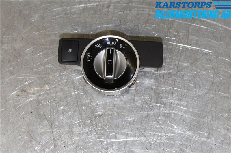 A2129050551 : Lyskontakt - Autoparts24