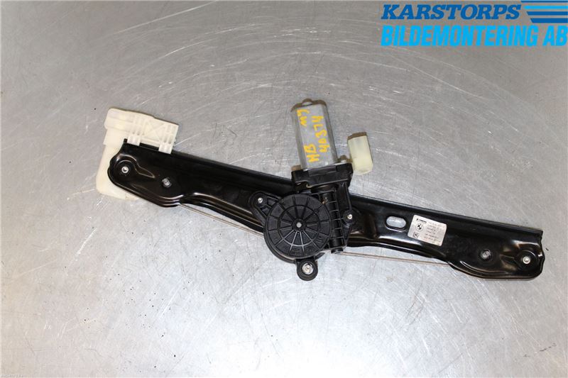 51357281884 : Portierruitmotor en Raamhevel, 2-deurs (kabel) - Autoparts24