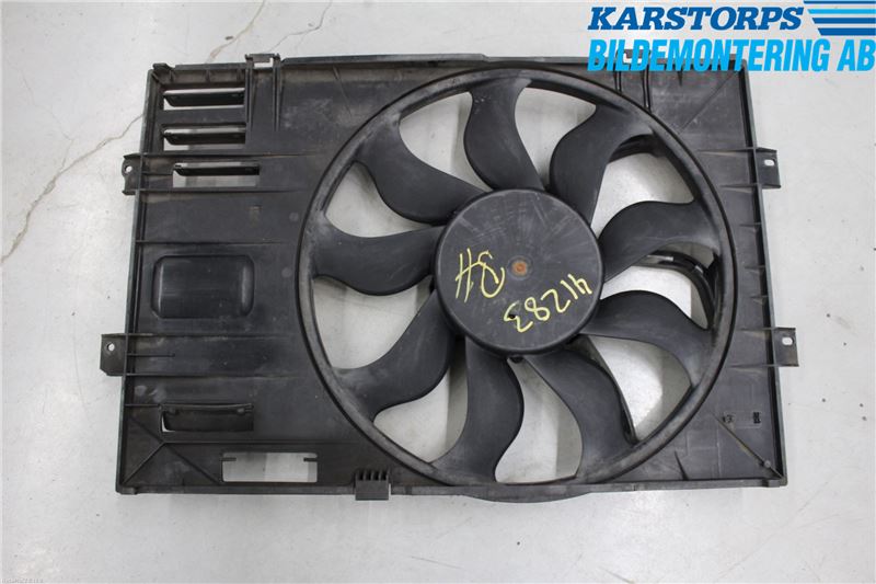 7E0121205D : Kølerblæser el - Autoparts24