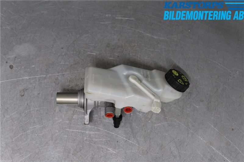 36002135 : Hoofdremcilinder - Autoparts24