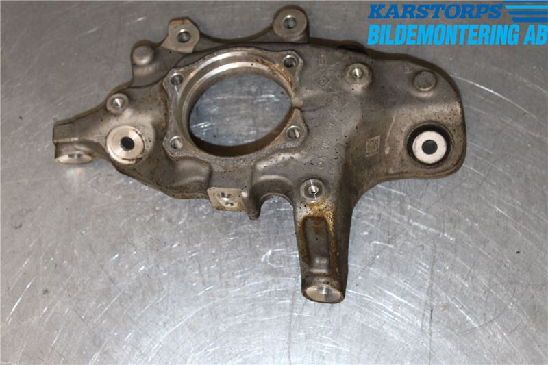 A205-350-0141 : Asschenkel / Wielnaaf achter - Autoparts24