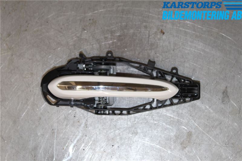 51217401205 : Handgriff aussen - Autoparts24