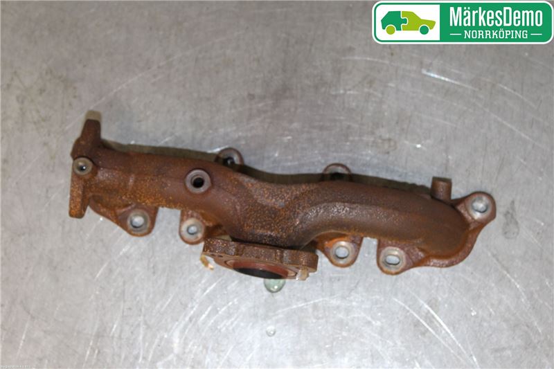 31380132 : Uitlaatspruitstuk - Autoparts24