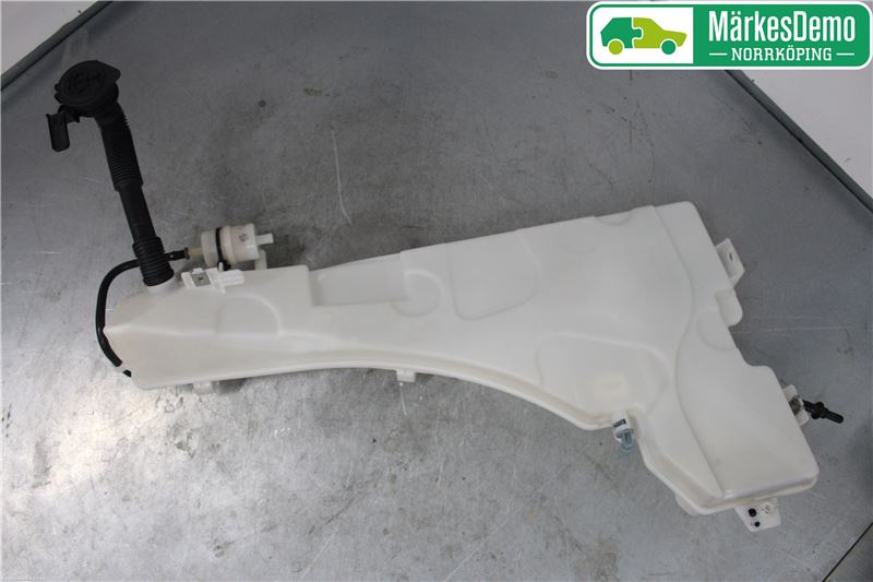 BMW X6 - Ruitensproeier reservoir X6 | Autoparts24