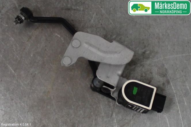 31340263 : Sensor - lygtejustering og Xenon / led relæ - Autoparts24