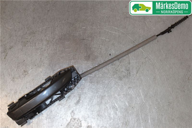 7P6837206H : Handgreep / deurgreep achterklep - Autoparts24