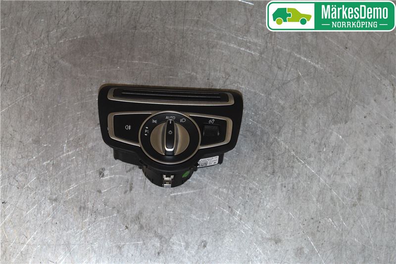 A2059051810 : Lyskontakt og Kontakt - diverse - Autoparts24