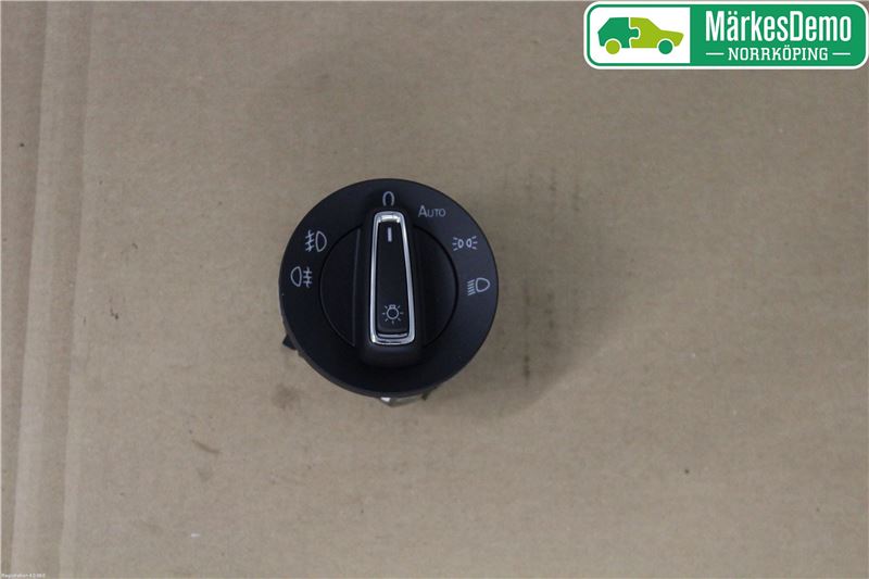 5G0941431AFWZU : Lyskontakt - Autoparts24