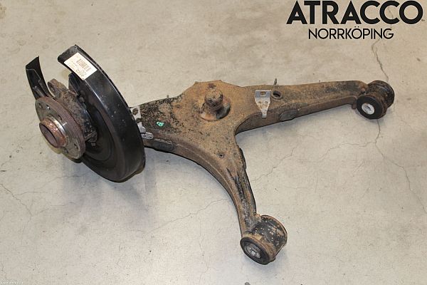 7H0401611H : Draagarm achter en Asschenkel / Wielnaaf achter - Autoparts24
