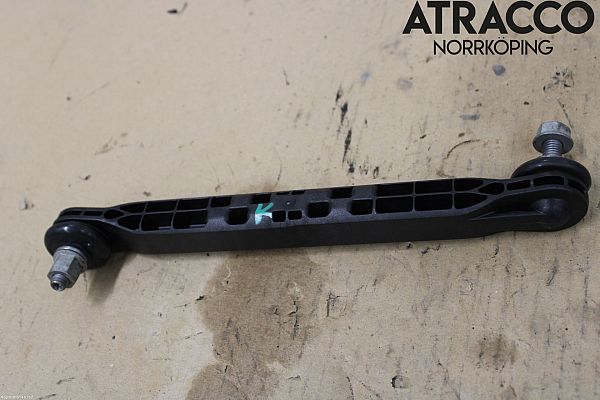 2Q0411315 : Krængningsstabilisator - for - Autoparts24