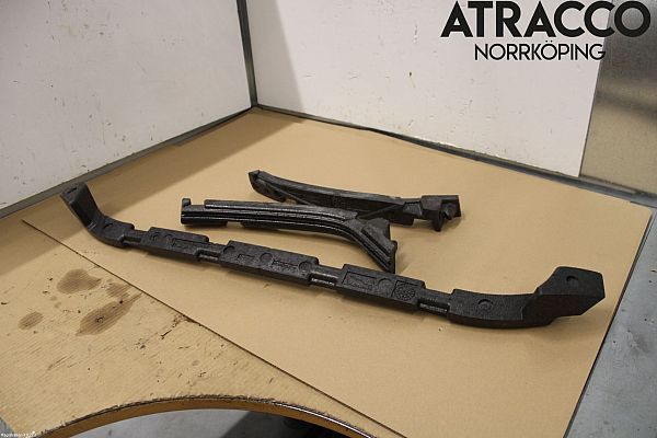 Jaguar E-pace - support de pare choc Epace | Autoparts24