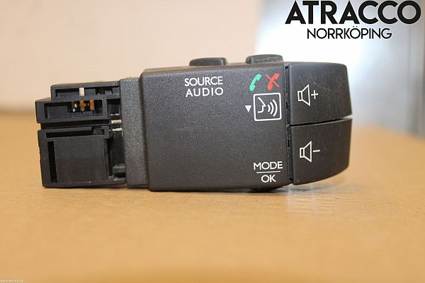 8200-950-420 : Kontakt - diverse - Autoparts24