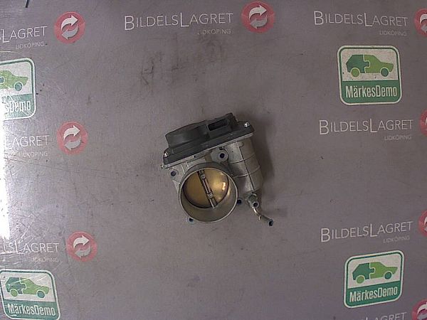 526-01 : Gasklephuis en Spiegelhuis - Autoparts24