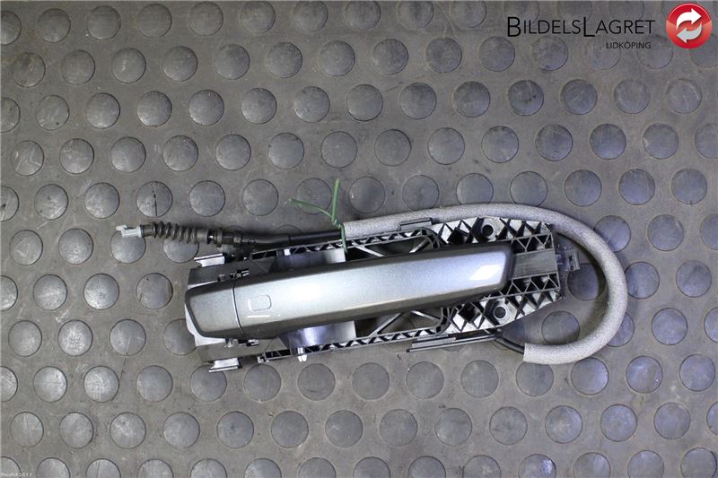 5N0837017D : Handgreep / deurgreep achterklep - Autoparts24