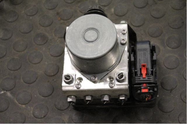 1S0614517FBEF : ABS Pumpe - Autoparts24