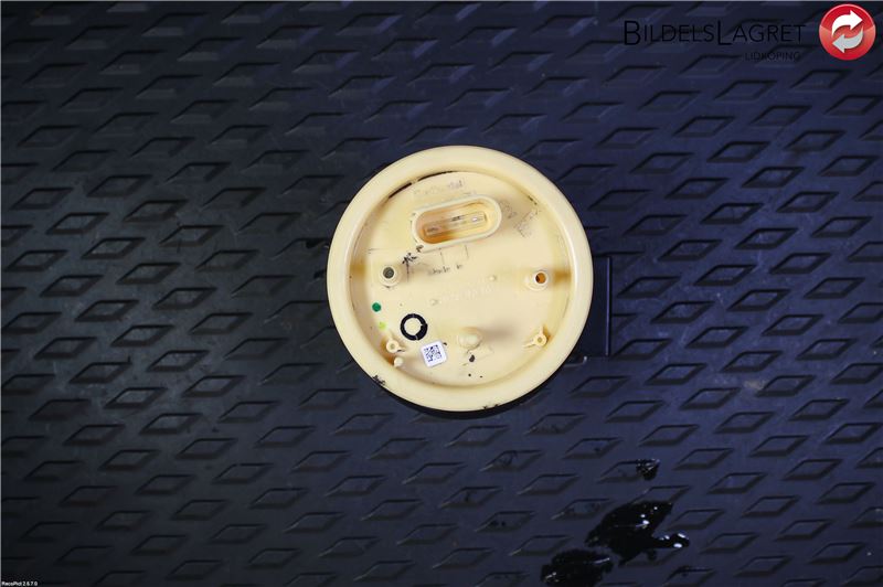 6R0-919-050-AH : Brændstofpumpe - Autoparts24