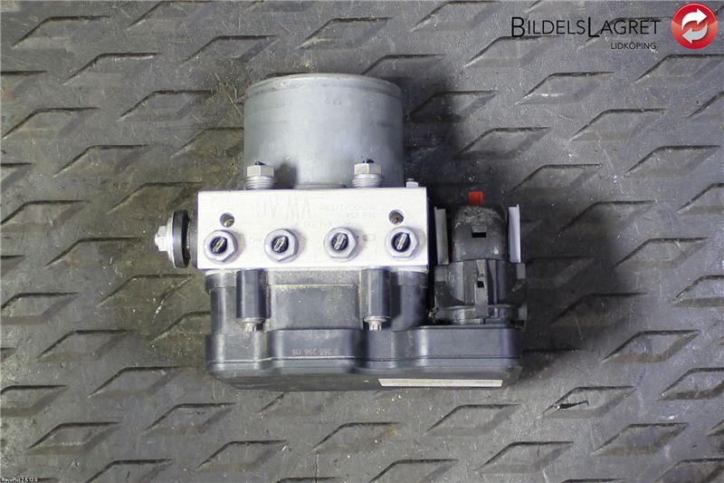 6C0-907-379-N : ABS Pumpe - Autoparts24