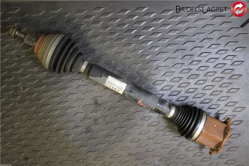3Q0-407-272-BB : Drivaksel for - Autoparts24