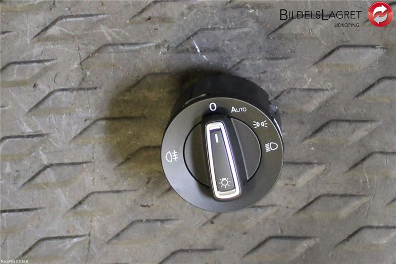 5G0941431BEWZU : Lyskontakt - Autoparts24