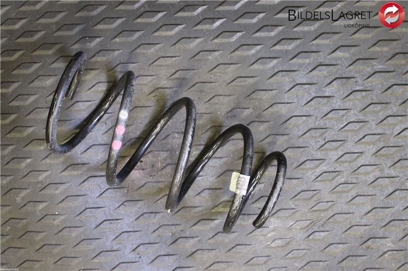 5Q0-411-105-FC : Voorveren, links en rechts en Veerpoot voor - Autoparts24