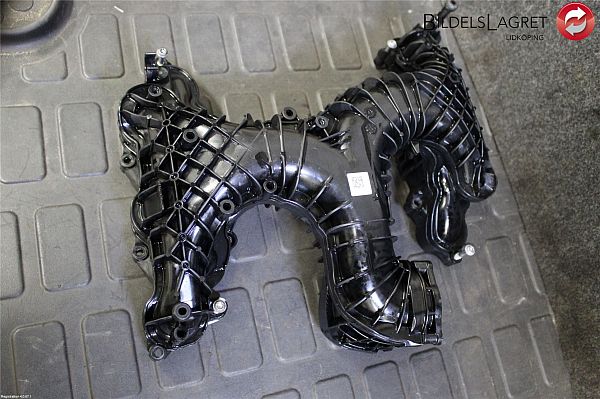 059129711 : Manifold inlet - Autoparts24